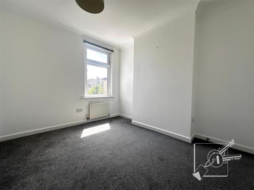 Dover Road, Northfleet, Gravesend - Sealeys Estate Agents Limited t/a Sealeys Walker Jarvis ...